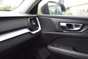 Brūns Volvo V60 2021 Viļņa, ar dzinēja tilpumu 1.97 L un nobraukumu 195 tūkst. km par 16700 €, foto 29 vietnē AUTOMOTO.COM.LV