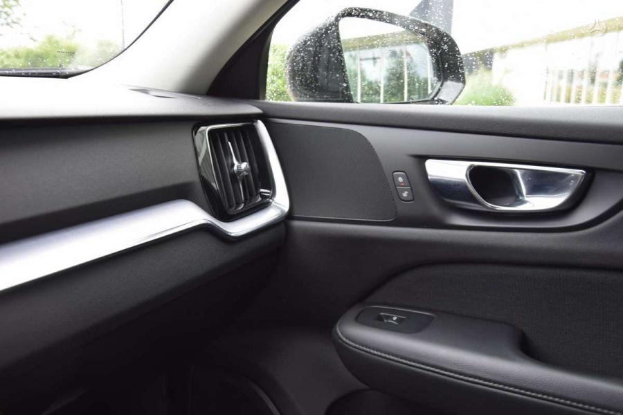 Brūns Volvo V60 2021 Viļņa, ar dzinēja tilpumu 1.97 L un nobraukumu 195 tūkst. km par 16700 €, foto 29 vietnē AUTOMOTO.COM.LV