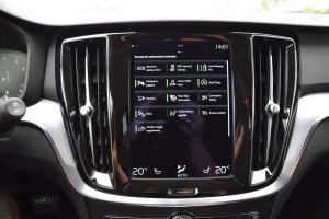 Brūns Volvo V60 2021 Viļņa, ar dzinēja tilpumu 1.97 L un nobraukumu 195 tūkst. km par 16700 €, foto 32 vietnē AUTOMOTO.COM.LV