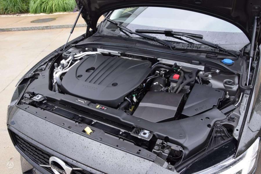 Brūns Volvo V60 2021 Viļņa, ar dzinēja tilpumu 1.97 L un nobraukumu 195 tūkst. km par 16700 €, foto 37 vietnē AUTOMOTO.COM.LV