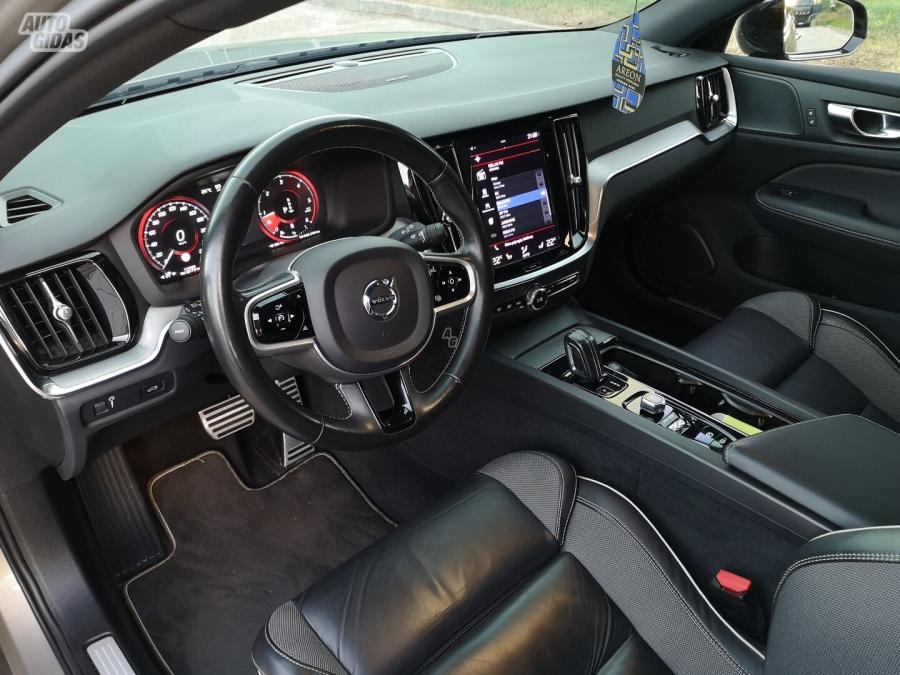 Brūns Volvo V60 2021 Jurbarkas, ar dzinēja tilpumu 2.00 L un nobraukumu 100 tūkst. km par 18900 €, foto 12 vietnē AUTOMOTO.COM.LV