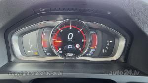 Черный Вольво V60 Cross Country 2016 в Валга, объемом двигателя 2.00 л и пробегом 240 тыс. км за 13490 €, фото 16 на AUTOMOTO.COM.LV