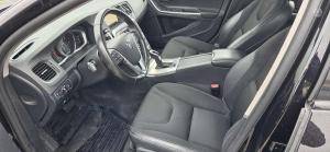 Melns Volvo V60 Cross Country 2018 Viļņa, ar dzinēja tilpumu 2.00 L un nobraukumu 305 tūkst. km par 9600 €, foto 14 vietnē AUTOMOTO.COM.LV