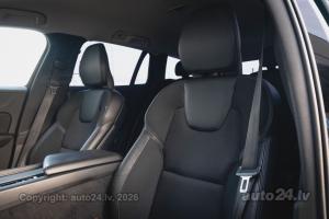 Melns Volvo V60 Cross Country 2019 Tartu, ar dzinēja tilpumu 2.00 L un nobraukumu 162 tūkst. km par 25900 €, foto 12 vietnē AUTOMOTO.COM.LV
