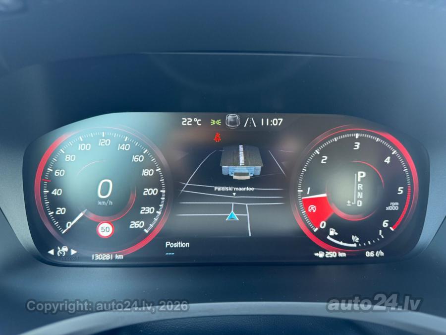 Melns Volvo V60 Cross Country 2019 Tallina, ar dzinēja tilpumu 2.00 L un nobraukumu 130 tūkst. km par 28500 €, foto 17 vietnē AUTOMOTO.COM.LV
