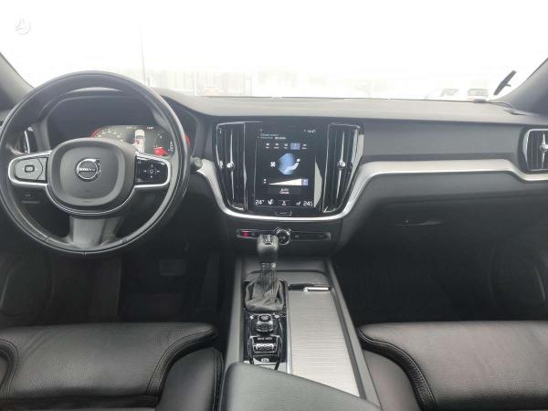Черный Вольво V60 Cross Country 2020 в Клайпеда, объемом двигателя 1.97 л и пробегом 350 тыс. км за 14900 €, фото 11 на AUTOMOTO.COM.LV