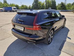 Melns Volvo V60 Cross Country 2020 Telšiai, ar dzinēja tilpumu 1.97 L un nobraukumu 401 tūkst. km par 11300 €, foto 6 vietnē AUTOMOTO.COM.LV