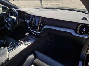 Melns Volvo V60 Cross Country 2020 Telšiai, ar dzinēja tilpumu 1.97 L un nobraukumu 401 tūkst. km par 11300 €, foto 19 vietnē AUTOMOTO.COM.LV