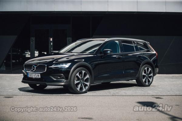 Черный Вольво V60 Cross Country 2021 в Таллин, объемом двигателя 0.00 л и пробегом 210 тыс. км за 20900 €, фото 1 на AUTOMOTO.COM.LV