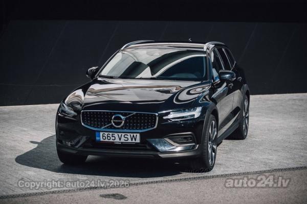 Черный Вольво V60 Cross Country 2021 в Таллин, объемом двигателя 0.00 л и пробегом 210 тыс. км за 20900 €, фото 3 на AUTOMOTO.COM.LV