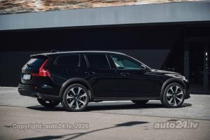 Черный Вольво V60 Cross Country 2021 в Таллин, объемом двигателя 0.00 л и пробегом 210 тыс. км за 20900 €, фото 4 на AUTOMOTO.COM.LV