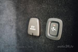 Черный Вольво V60 Cross Country 2021 в Таллин, объемом двигателя 0.00 л и пробегом 210 тыс. км за 20900 €, фото 19 на AUTOMOTO.COM.LV