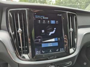 Melns Volvo V60 Cross Country 2022 Viļņa, ar dzinēja tilpumu 1.97 L un nobraukumu 124 tūkst. km par 26900 €, foto 18 vietnē AUTOMOTO.COM.LV