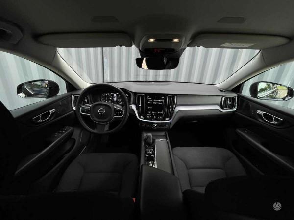 Черный Вольво V60 Cross Country 2022 в Вильнюс, объемом двигателя 1.97 л и пробегом 124 тыс. км за 22900 €, фото 6 на AUTOMOTO.COM.LV