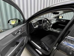Melns Volvo V60 Cross Country 2022 Viļņa, ar dzinēja tilpumu 1.97 L un nobraukumu 124 tūkst. km par 22900 €, foto 11 vietnē AUTOMOTO.COM.LV