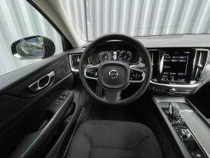 Melns Volvo V60 Cross Country 2022 Viļņa, ar dzinēja tilpumu 1.97 L un nobraukumu 124 tūkst. km par 22900 €, foto 13 vietnē AUTOMOTO.COM.LV