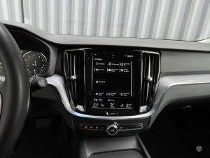 Melns Volvo V60 Cross Country 2022 Viļņa, ar dzinēja tilpumu 1.97 L un nobraukumu 124 tūkst. km par 22900 €, foto 16 vietnē AUTOMOTO.COM.LV