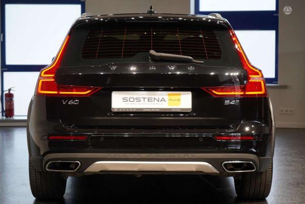 Черный Вольво V60 Cross Country 2022 в Вильнюс, объемом двигателя 1.97 л и пробегом 167 тыс. км за 26900 €, фото 6 на AUTOMOTO.COM.LV