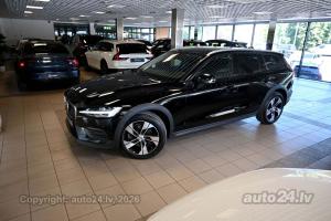 Черный Вольво V60 Cross Country 2023 в Таллин, объемом двигателя 2.00 л и пробегом 92 тыс. км за 32990 €, фото 7 на AUTOMOTO.COM.LV