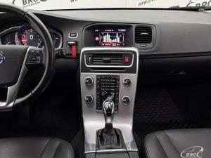 Zils Volvo V60 Cross Country 2018 Viļņa, ar dzinēja tilpumu 1.97 L un nobraukumu 104 tūkst. km par 13900 €, foto 17 vietnē AUTOMOTO.COM.LV