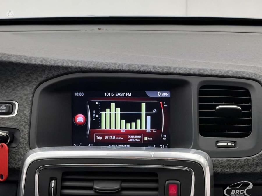 Zils Volvo V60 Cross Country 2018 Viļņa, ar dzinēja tilpumu 1.97 L un nobraukumu 104 tūkst. km par 13900 €, foto 18 vietnē AUTOMOTO.COM.LV