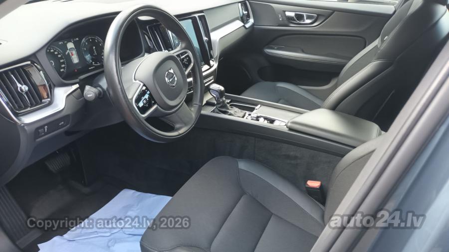 Zils Volvo V60 Cross Country 2020 Pērnava, ar dzinēja tilpumu 2.00 L un nobraukumu 87 tūkst. km par 26900 €, foto 9 vietnē AUTOMOTO.COM.LV