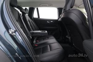 Синий Вольво V60 Cross Country 2021 в Таллин, объемом двигателя 2.00 л и пробегом 88 тыс. км за 25900 €, фото 10 на AUTOMOTO.COM.LV