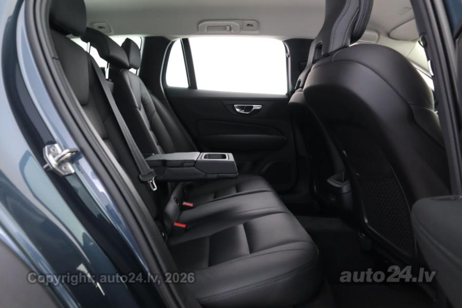 Синий Вольво V60 Cross Country 2021 в Таллин, объемом двигателя 2.00 л и пробегом 88 тыс. км за 25900 €, фото 10 на AUTOMOTO.COM.LV