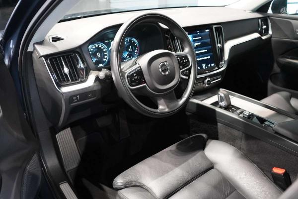 Zils Volvo V60 Cross Country 2021 Viļņa, ar dzinēja tilpumu 1.97 L un nobraukumu 83 tūkst. km par 28900 €, foto 8 vietnē AUTOMOTO.COM.LV