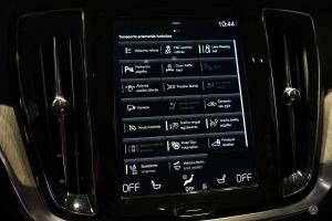 Синий Вольво V60 Cross Country 2021 в Вильнюс, объемом двигателя 1.97 л и пробегом 83 тыс. км за 28900 €, фото 19 на AUTOMOTO.COM.LV