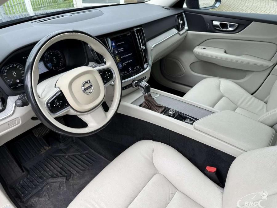 Синий Вольво V60 Cross Country 2022 в Клайпеда, объемом двигателя 1.97 л и пробегом 124 тыс. км за 21500 €, фото 16 на AUTOMOTO.COM.LV