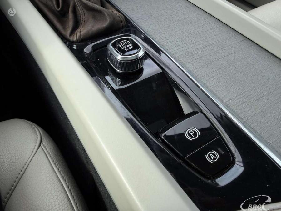 Синий Вольво V60 Cross Country 2022 в Клайпеда, объемом двигателя 1.97 л и пробегом 124 тыс. км за 21500 €, фото 30 на AUTOMOTO.COM.LV