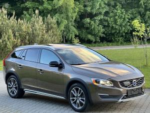Brūns Volvo V60 Cross Country 2015 Klaipėda, ar dzinēja tilpumu 2.50 L un nobraukumu 248 tūkst. km par 11900 €, foto 5 vietnē AUTOMOTO.COM.LV