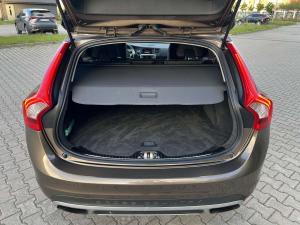 Brūns Volvo V60 Cross Country 2015 Klaipėda, ar dzinēja tilpumu 2.50 L un nobraukumu 248 tūkst. km par 11900 €, foto 13 vietnē AUTOMOTO.COM.LV