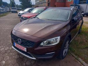 Коричневый Вольво V60 Cross Country 2015 в Радвилишкис, объемом двигателя 1.97 л и пробегом 199 тыс. км за 9200 €, фото 12 на AUTOMOTO.COM.LV
