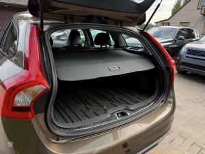 Brown Volvo V60 Cross Country 2015 in Kaunas, with an engine capacity of 2.00 L and mileage of 289 thousand km for 9250 €, photo 8 on AUTOMOTO.COM.LV