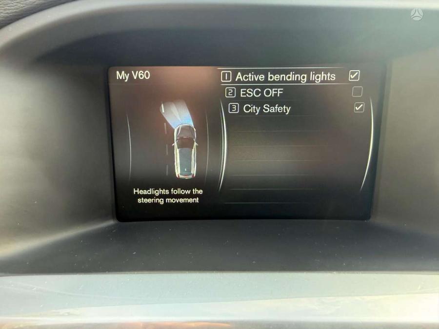 Brown Volvo V60 Cross Country 2016 in Birstonas, with an engine capacity of 2.40 L and mileage of 314 thousand km for 8500 €, photo 19 on AUTOMOTO.COM.LV
