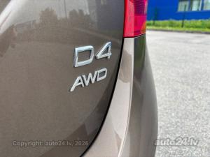 Brown Volvo V60 Cross Country 2017 in Paide, with an engine capacity of 2.40 L and mileage of 279 thousand km for 11890 €, photo 24 on AUTOMOTO.COM.LV