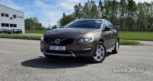 Коричневый Вольво V60 Cross Country 2017 в Валга, объемом двигателя 2.00 л и пробегом 183 тыс. км за 12490 €, фото 3 на AUTOMOTO.COM.LV
