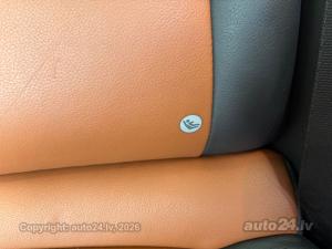 Brown Volvo V60 Cross Country 2017 in Paide, with an engine capacity of 2.00 L and mileage of 275 thousand km for 10390 €, photo 27 on AUTOMOTO.COM.LV