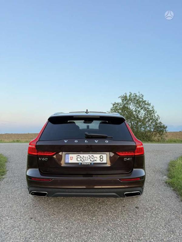 Коричневый Вольво V60 Cross Country 2018 в Вильнюс, объемом двигателя 1.97 л и пробегом 376 тыс. км за 17999 €, фото 9 на AUTOMOTO.COM.LV