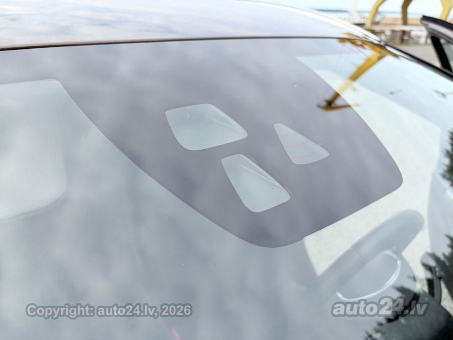 Brūns Volvo V60 Cross Country 2018 Tallina, ar dzinēja tilpumu 2.40 L un nobraukumu 132 tūkst. km par 15999 €, foto 22 vietnē AUTOMOTO.COM.LV