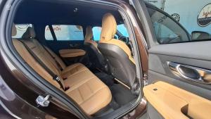 Brūns Volvo V60 Cross Country 2020 Šauļi, ar dzinēja tilpumu 1.97 L un nobraukumu 263 tūkst. km par 16900 €, foto 13 vietnē AUTOMOTO.COM.LV