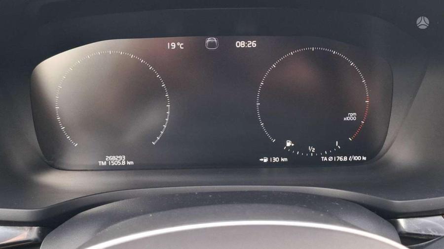 Brūns Volvo V60 Cross Country 2020 Šauļi, ar dzinēja tilpumu 1.97 L un nobraukumu 263 tūkst. km par 16900 €, foto 20 vietnē AUTOMOTO.COM.LV