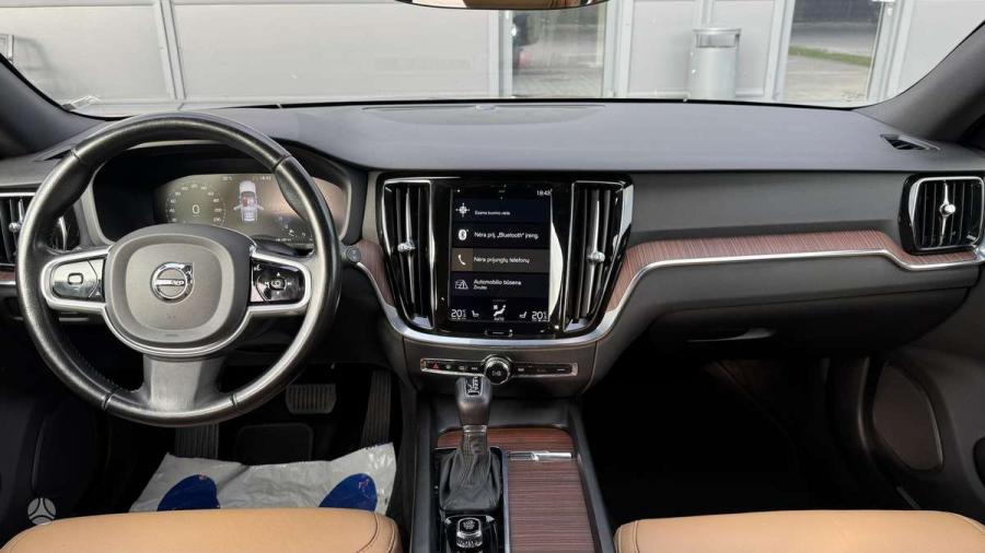 Коричневый Вольво V60 Cross Country 2020 в Вильнюс, объемом двигателя 2.00 л и пробегом 260 тыс. км за 16990 €, фото 22 на AUTOMOTO.COM.LV