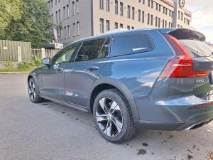 Серый Вольво V60 Cross Country 2021 в Каунас, объемом двигателя 1.97 л и пробегом 120 тыс. км за 16850 €, фото 7 на AUTOMOTO.COM.LV