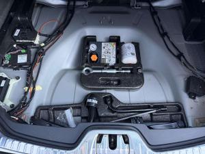 Grey Volvo V60 Cross Country 2014 in Utena, with an engine capacity of 2.40 L and mileage of 232 thousand km for 10850 €, photo 32 on AUTOMOTO.COM.LV