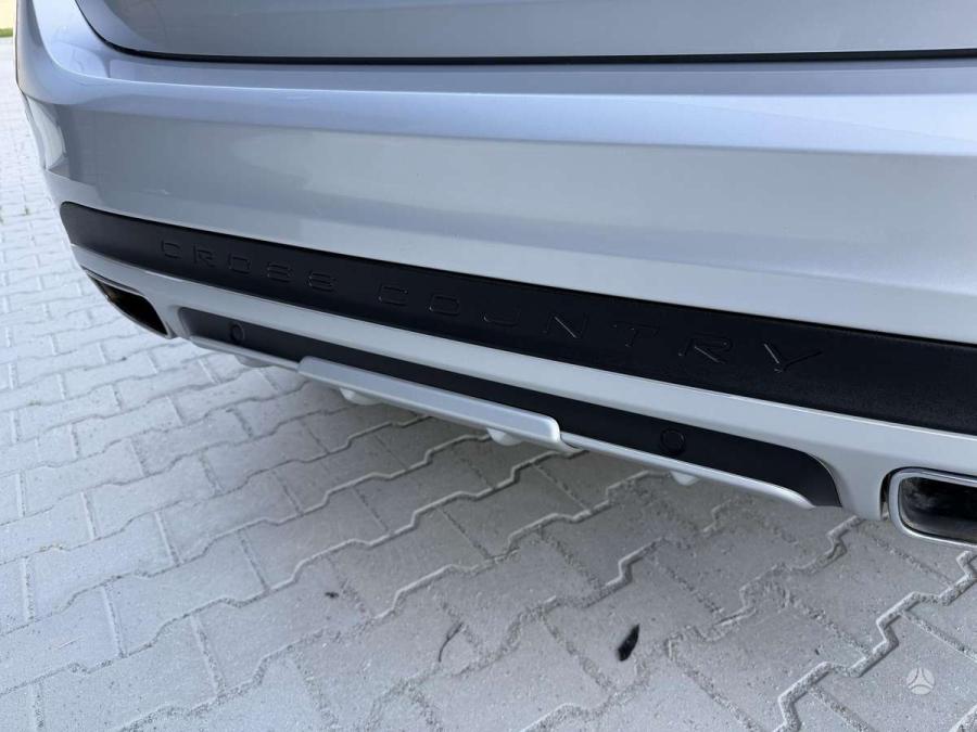 Grey Volvo V60 Cross Country 2014 in Utena, with an engine capacity of 2.40 L and mileage of 232 thousand km for 10850 €, photo 34 on AUTOMOTO.COM.LV