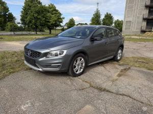 Grey Volvo V60 Cross Country 2016 in Plunge, with an engine capacity of 2.00 L and mileage of 278 thousand km for 7950 €, photo  on AUTOMOTO.COM.LV