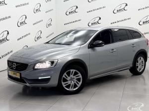 Серый Вольво V60 Cross Country 2016 в Вильнюс, объемом двигателя 1.97 л и пробегом 235 тыс. км за 9400 €, фото  на AUTOMOTO.COM.LV